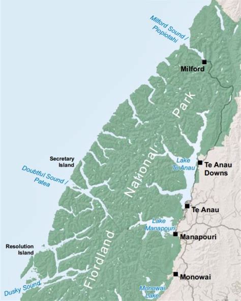 Fiordland National Park Rodando Por El Mundo