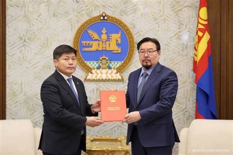 Эрүүгийн хуульд нэмэлт өөрчлөлт оруулах тухай хуулийн төслийг өргөн