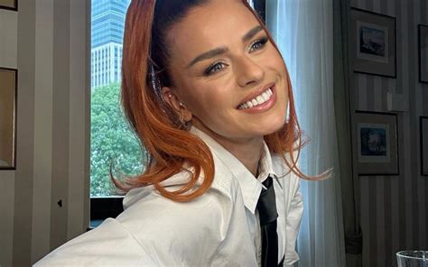 Włożyła Lateksową Mini Nie Wyglądała Ani Trochę Wulgarnie