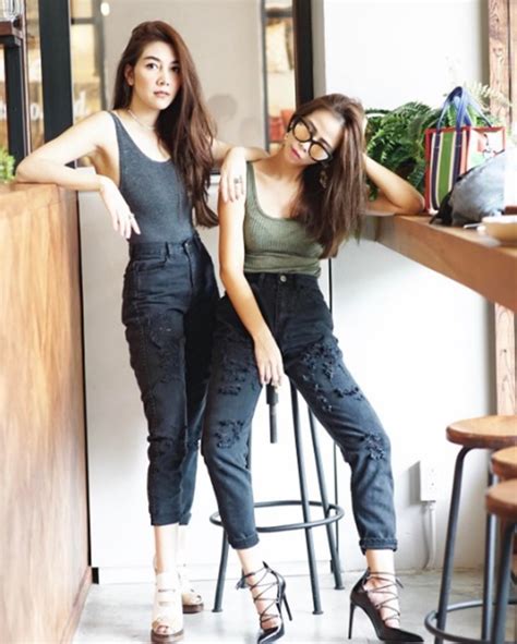 26 ไอเดียใส่กางเกงยีนส์ให้แซ่บ แบบคนดัง Ladyissue เว็บรีวิวเครื่องสำอาง ชุมชนผู้หญิง ฮาวทู