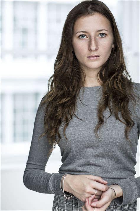 Pictures Of Kim Yates