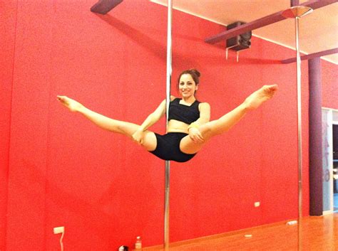 Try It With Front Armpit Grip Ejercicios Posturas Belleza