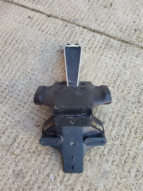 Nosac Tablice Za Skutere Yamaha T Max Nosac Tablice Za Skutere Yamaha T Max