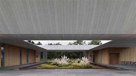 Eskew Dumez Ripple Designs Courtyard Pavilion In Baton Rouge