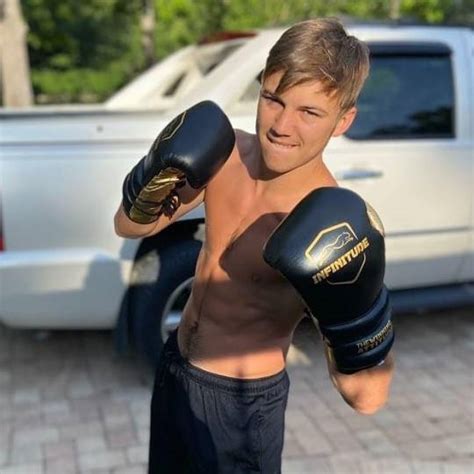 Tough Twinks And Pretty Boys On Tumblr