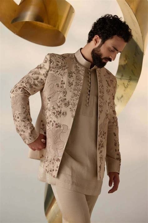 Indian Wedding Outfits For Groom Men Mens Outfit Wedding Guest
