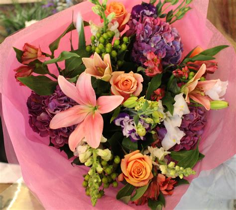 High Resolution Photo Of Flower Bouquet