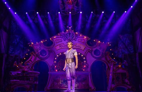 And Juliet The Musical Jesse Dutlow The Fame Reporter