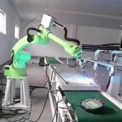 New Soldador Tig Mig Industrial Kuka Robot Arm 6 Axis Welding Robot Arm Fanuc Welding Robot