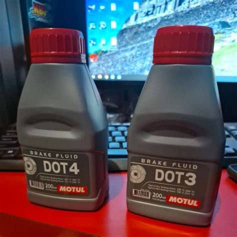 Jual Minyak Rem Motul Dot 3 Dan Dot 4 200ml Shopee Indonesia