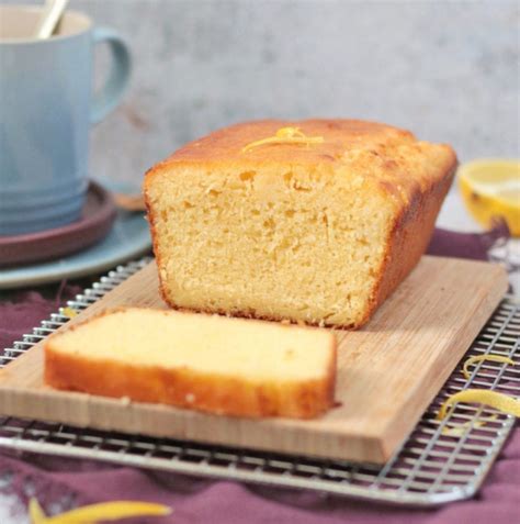 Easy Lemon Drizzle Cake A Baking Journey