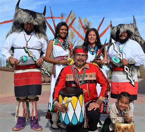 Acoma Pueblo People Then And Now Visiting Acoma Pueblo Sky City
