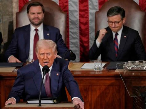 Украины Ерөнхийлөгч В Зеленскийгээс энхийн хэлэлцээ хийхэд бэлэн гэсэн захидал авсан гэж Д