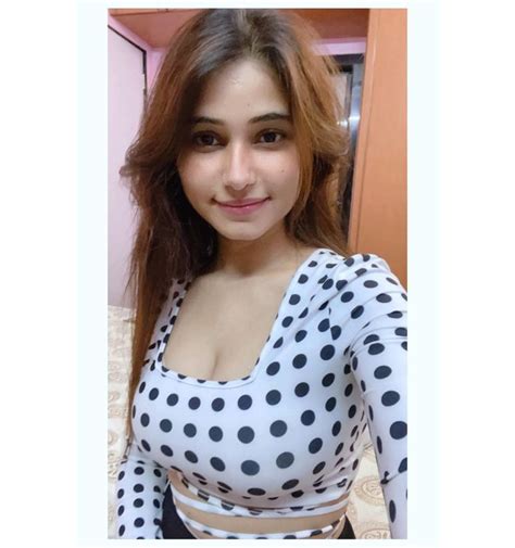 actress pallavi gupta arya rahul beautiful smile women beautiful mexican women beautiful