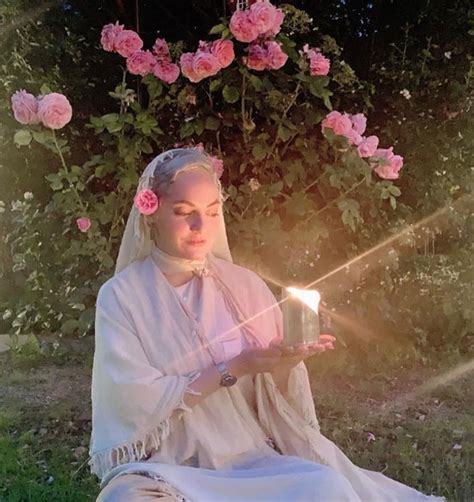 بیوگرافی مهناز افشار با همه جزییات، حواشی و عکس ها ستاره