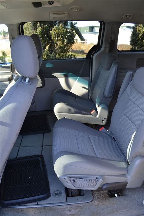 Dodge Grand Caravan 2010 Interior