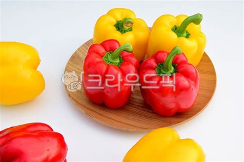 파프리카 노란파프리카 빨간파프리카 음식 오브젝트 사진이미지일러스트캘리그라피 해피스챤작가