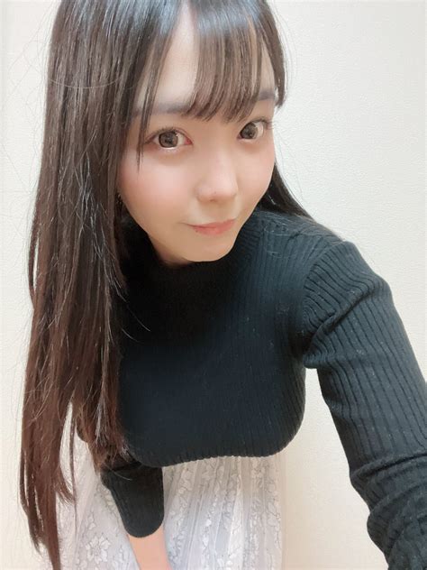 여자 가슴 사이즈 M컵의 위엄