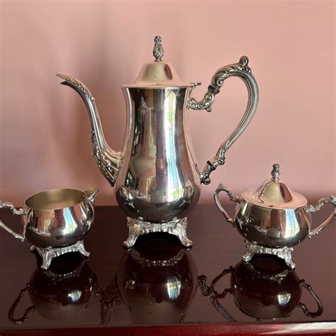 Oneida Dining Oneida Silversmiths Coffee Pot Creamer And Sugar Bowl