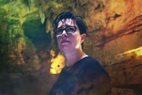 Sue Perkins On Leaving Bake Off And A Psychedelic Awakening Vulture Lgbtq Breaking News