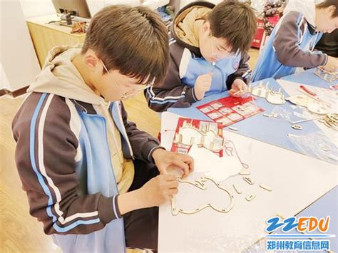 自制灯笼 话民俗 郑州学子感受传统节日的魅力 新闻中心