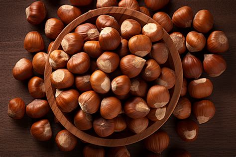 板栗榛子糖炒栗子坚果摄影图 花瓣网