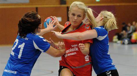 Handball Frauen Des Hc Tura Peilen Wieder Klassenerhalt An
