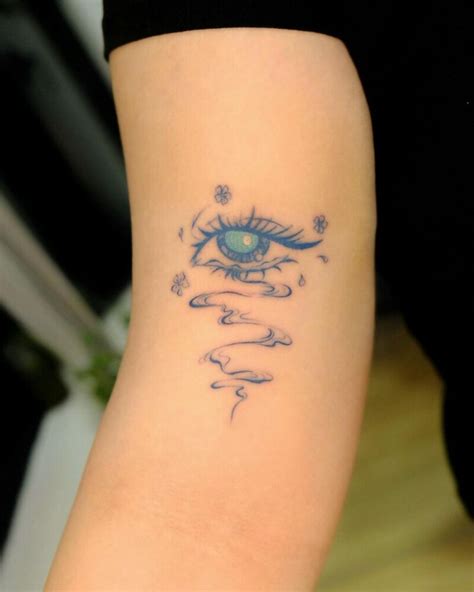 20 Captivating Alien Tattoo Ideas That Dare To Be Different