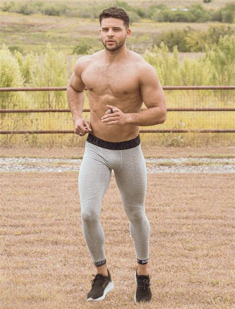 O M Eggings The Rise Of The New Vpl Boxmenswear