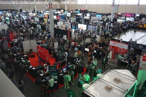 Northeastern Soft Robotic Arm Wins Massrobotics Form And Function Challenge At Robotics Summit