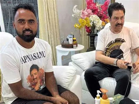 After Cycling 1200 Km The Fan Reached To Meet Kumar Sanu