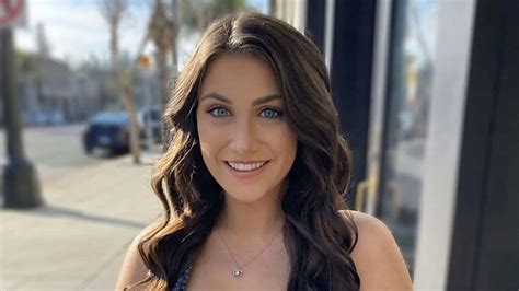 Who Is Jessica Bartlett Her Age Height Husband Net Worth Net