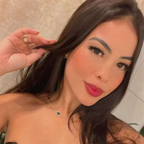 Sthefany 🦋 Sthefany Cruz • Threads Say More