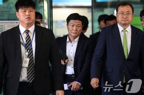 선고 공판 마친 이임재 전 서장 금고 3년 뉴스1