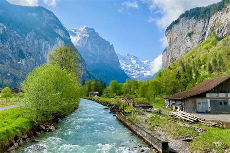 Staubbach Falls One Of The Tallest Waterfalls In Europe