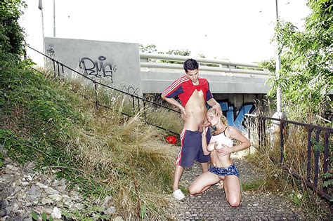 Younger Couple Outdoor Sex 2 Porn Pictures Xxx Photos Sex Images