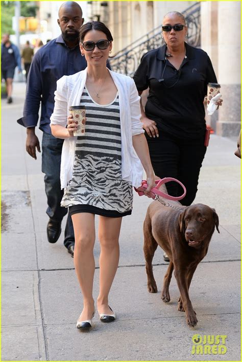 Lucy Liu And New Boyfriend Hold Hands In New York City Photo 2932388