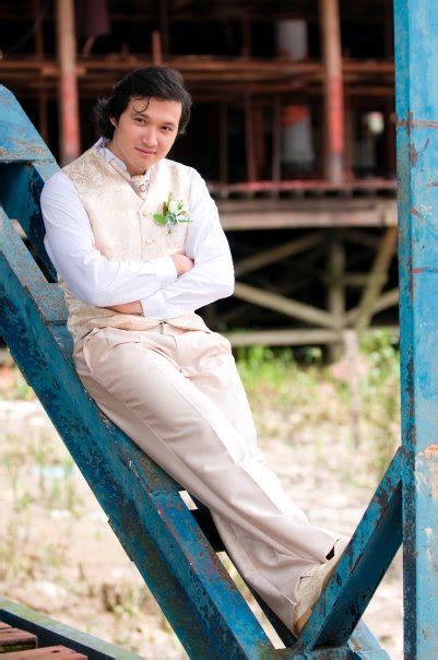 M Y A N M A R H U N K S Moe Htet Paing