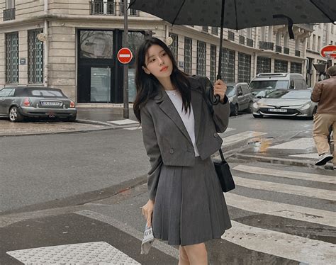 리리앤코 플즈체닐 세미크롭 뒷밴딩 플리츠 투피스 세트 봄 신상 봄옷 크롭자켓 더블자켓 더블버튼 미니스커트 밴딩스커트 A라인