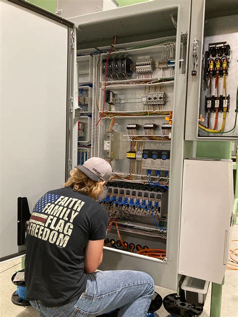 The Process Of Integrating Robotics And Automation Into Your Manufacturing Pioneer Industrial