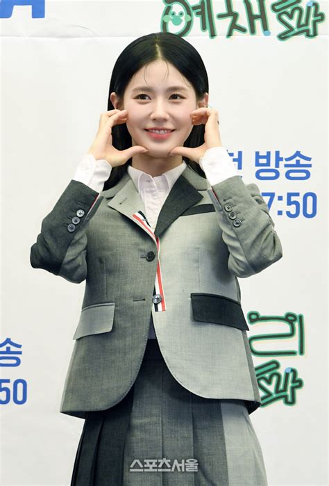 [포토]미연 깜찍하게 깨물 하트