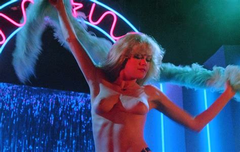 Melanie Griffith Nude Pics Page 4