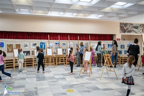 Деца от ДГ „Синчец“ се включиха в Международния детски фестивал „Единството е