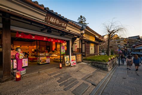 Higashiyama District In Kyoto Tips For Visiting Travel Caffeine