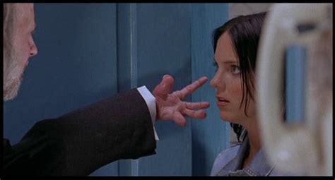Scary Movie Hand Man Doloris Fournier