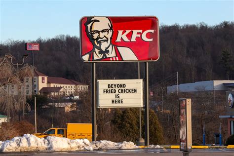 【吃貨長知識】kfc的10個有趣小秘密：日本聖誕節必吃、肯德基爺爺曾跟肯德基鬧翻！