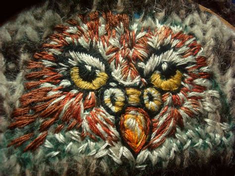 Вышивка по вязаному полотну инструкция как вышивать