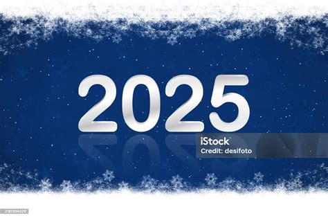 진한 파란색 수평 빛나는 눈 별이 빛나는 새해 복 많이 받으세요 축하 인사말 카드 포스터 및 배너 위에 흰색 텍스트 2025 판타지 눈송이와 눈 테두리 프레임 상단 및 하단