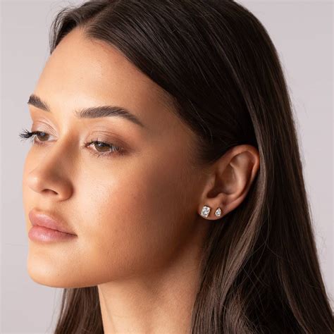 Lorelai Rectangle Stud Earrings In 18ct Gold Plating Myka