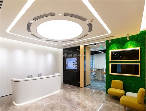 济南办公室前台吊顶装修实景图片装信通网效果图